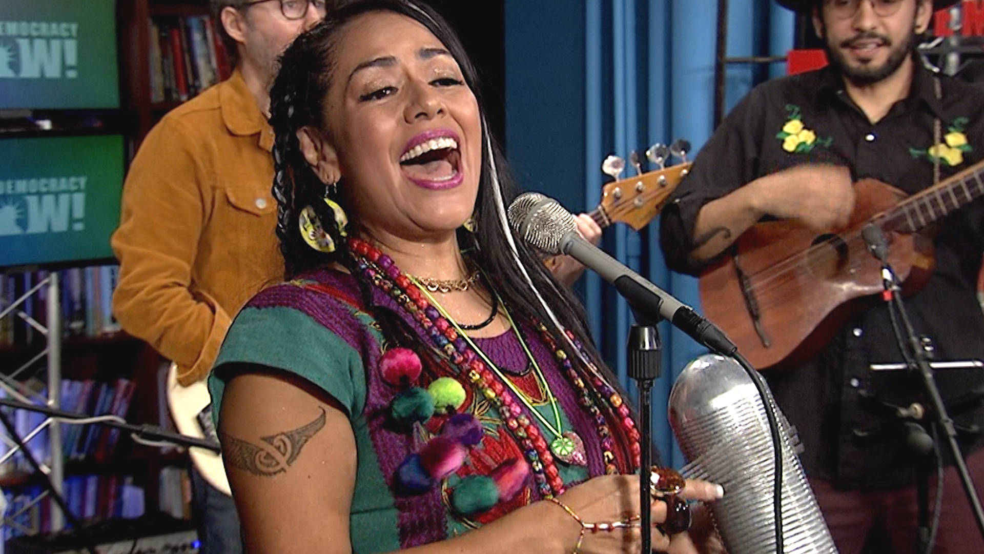 Live in the DN Studio: Mexican Singer Lila Downs Protests U.S ...