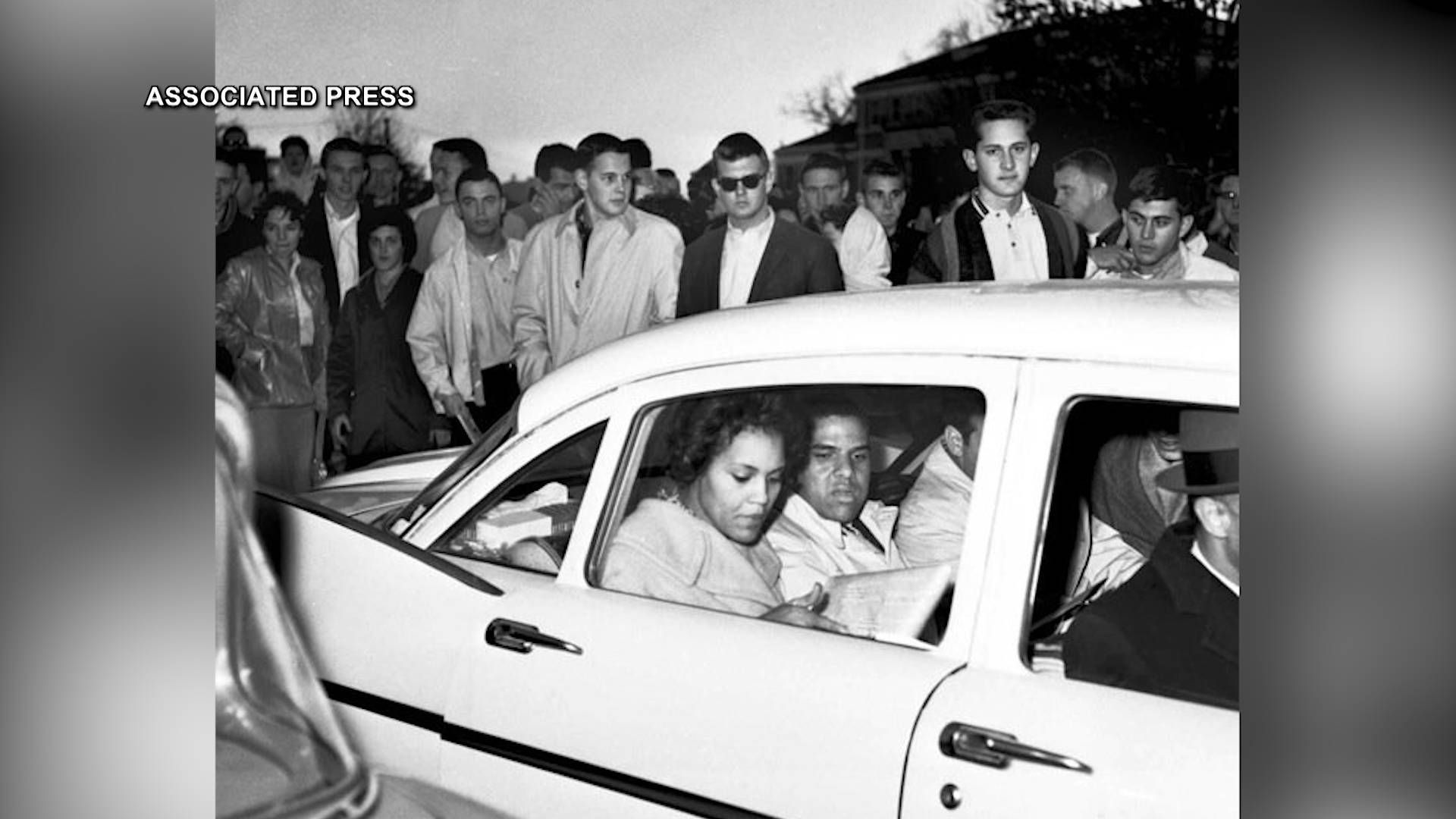 Legendary Journalist Charlayne Hunter-Gault Reflects on the Day She ...