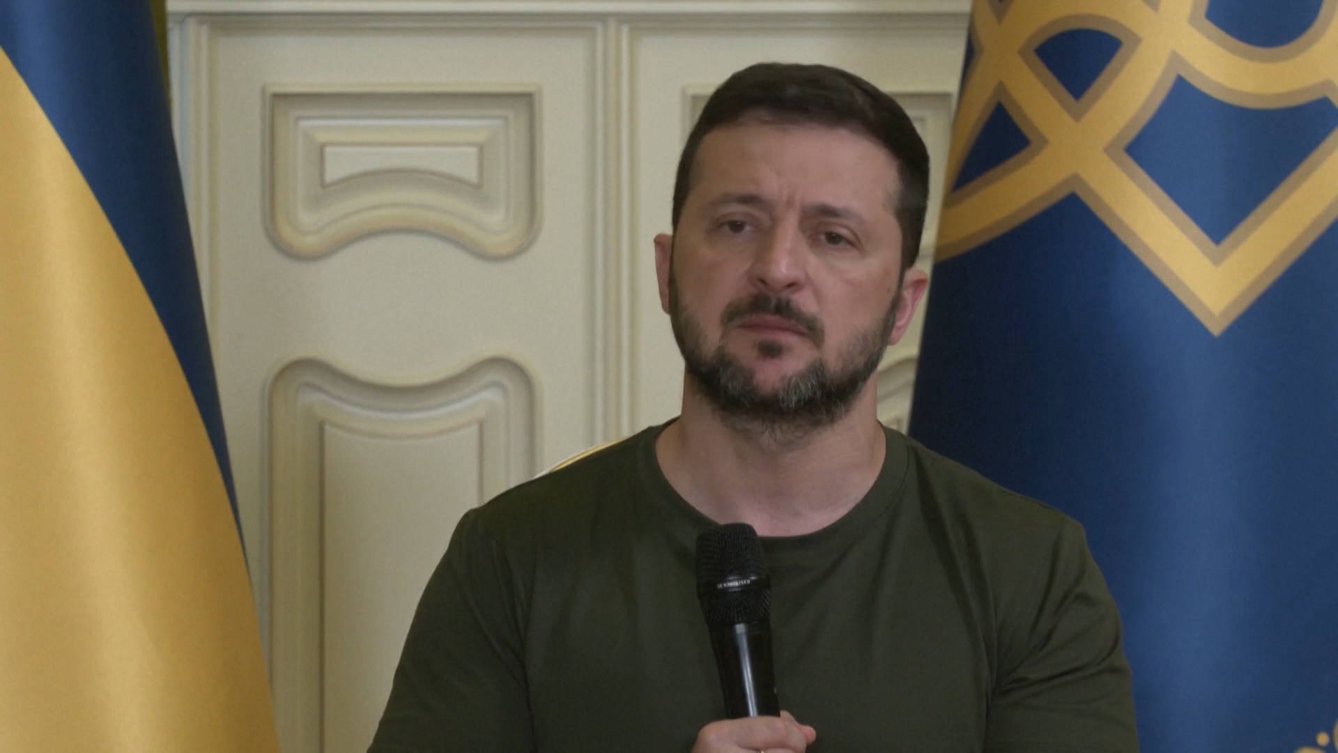 Zelensky Says He Hopes to Host International Peace Summit in Kyiv in ...