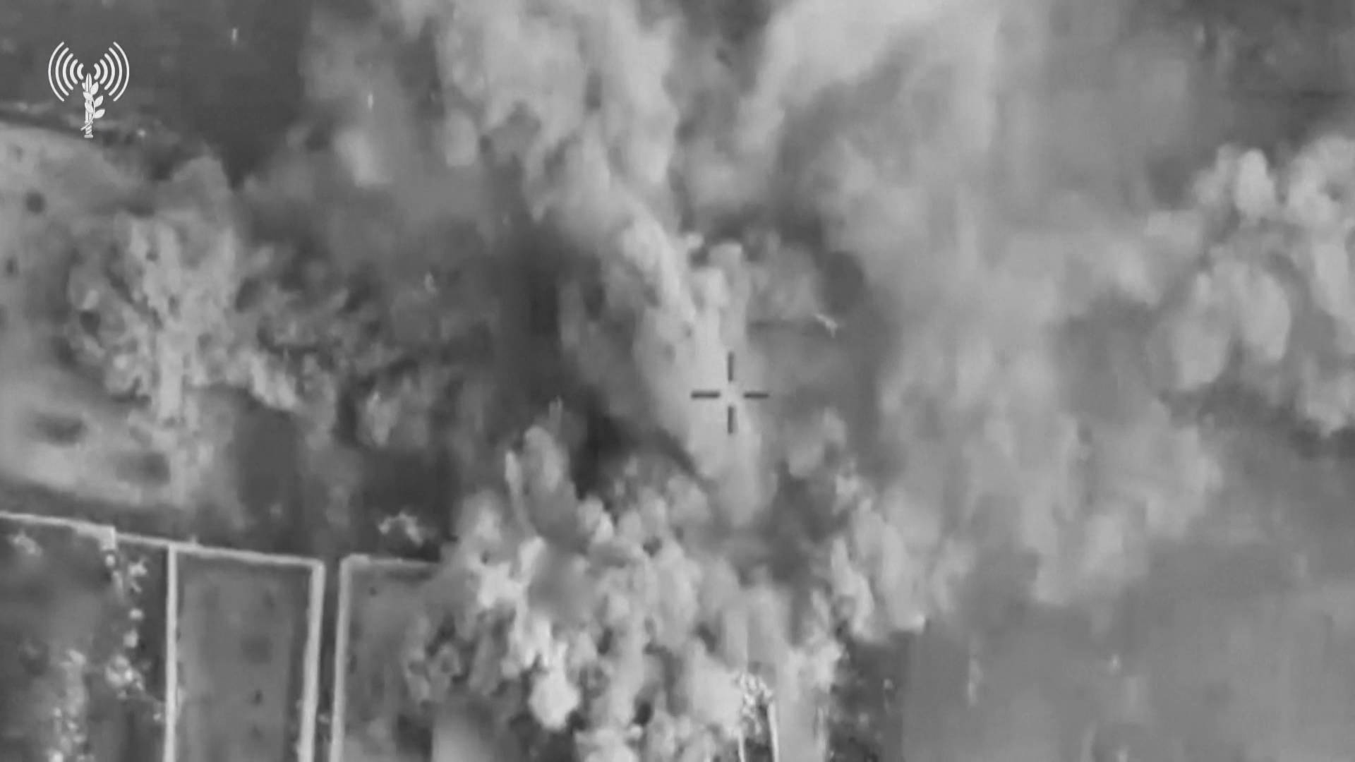 Israel lanza ataques aéreos contra el sur del Líbano | Democracy Now!