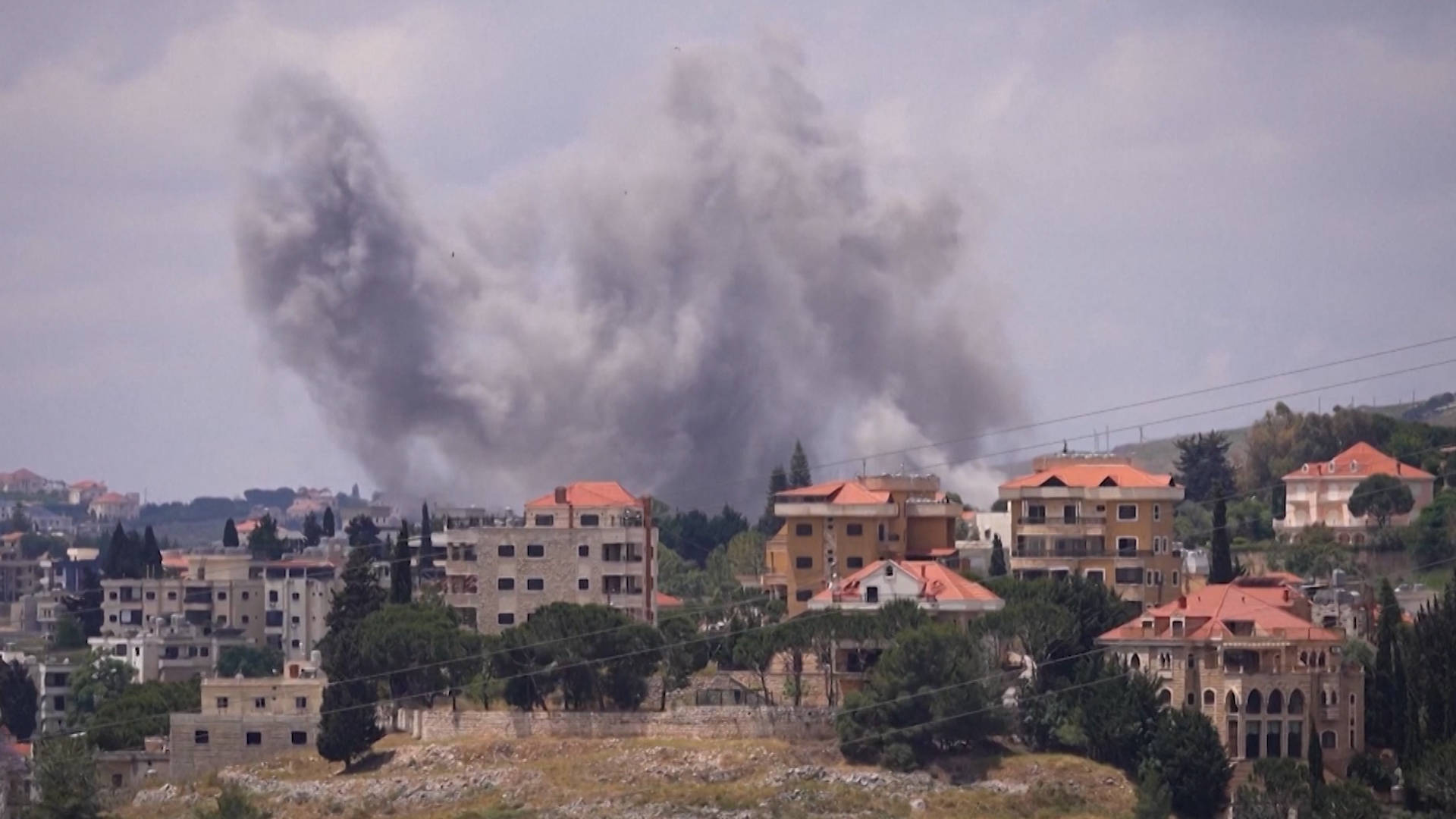 Israel Attacks Lebanon’s Beqaa Valley, Killing 12 People | Democracy Now!