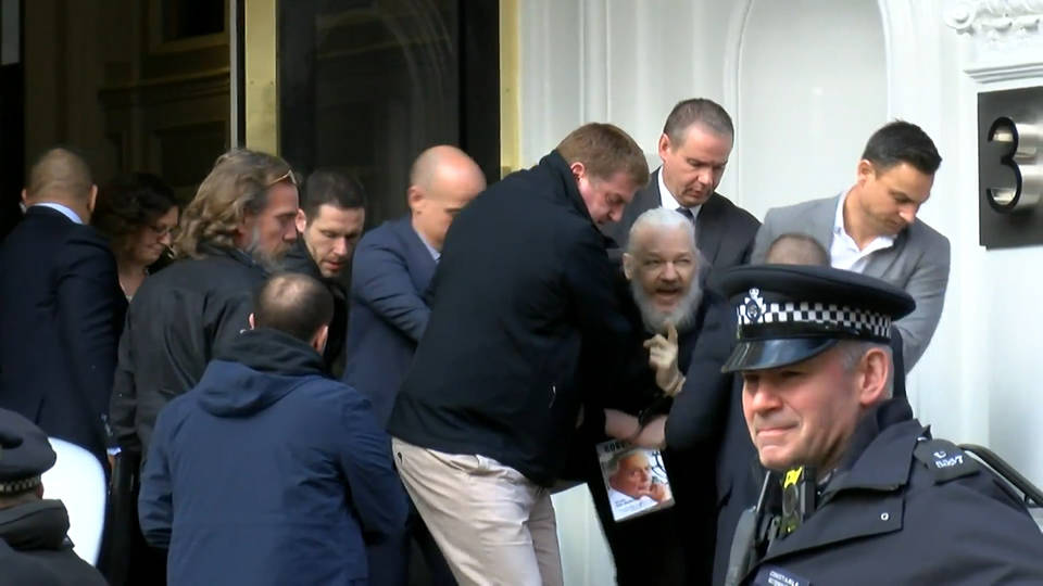 Assange: Criminal or Hero? – Once an Empire