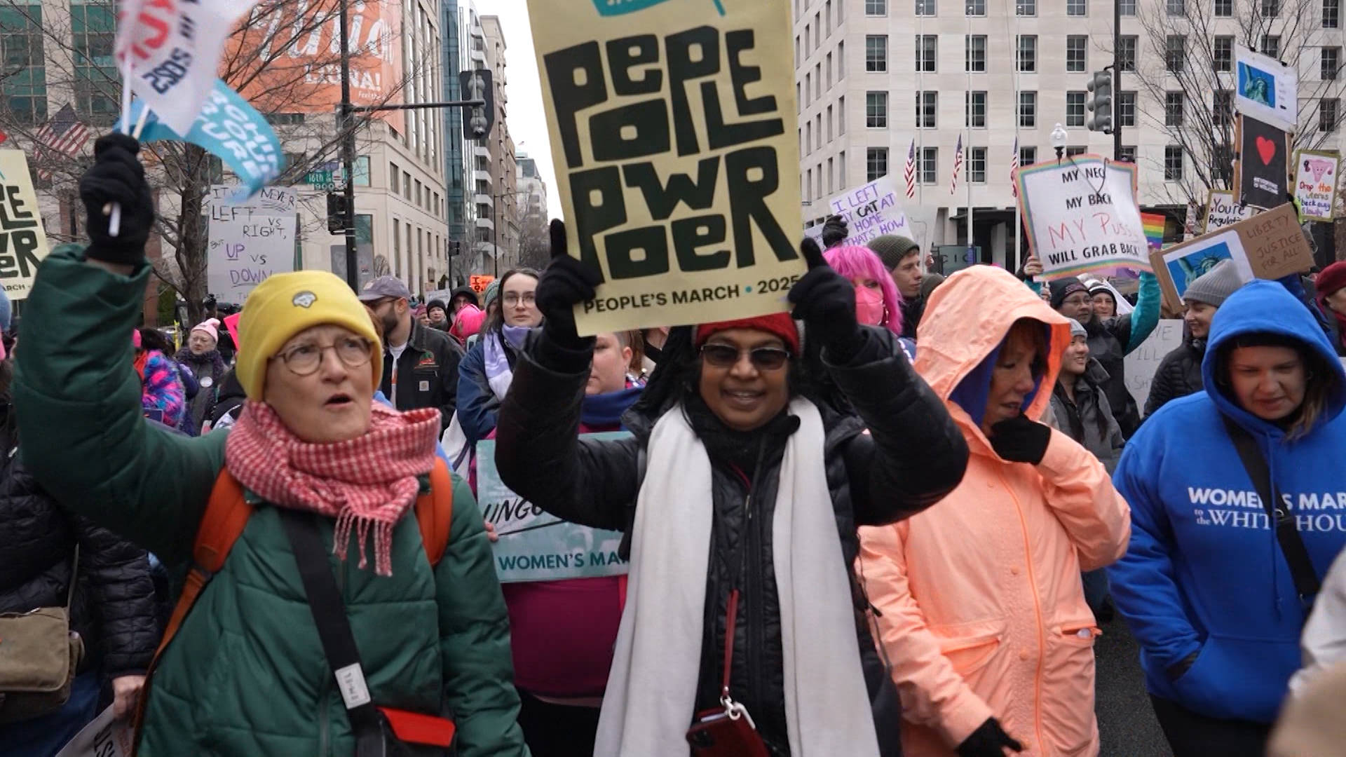 People’s March: Thousands Rally Against Trump in Washington Ahead of ...