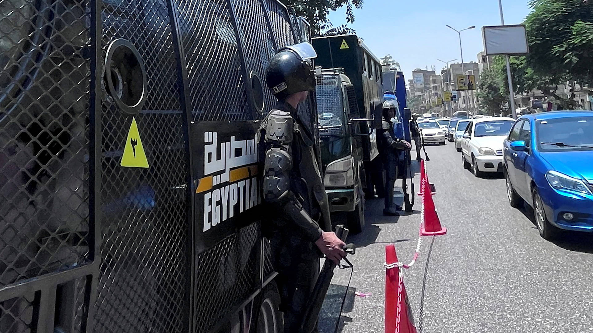 Egypt Arrests Hundreds in Crackdown Before COP27 Climate Summit ...