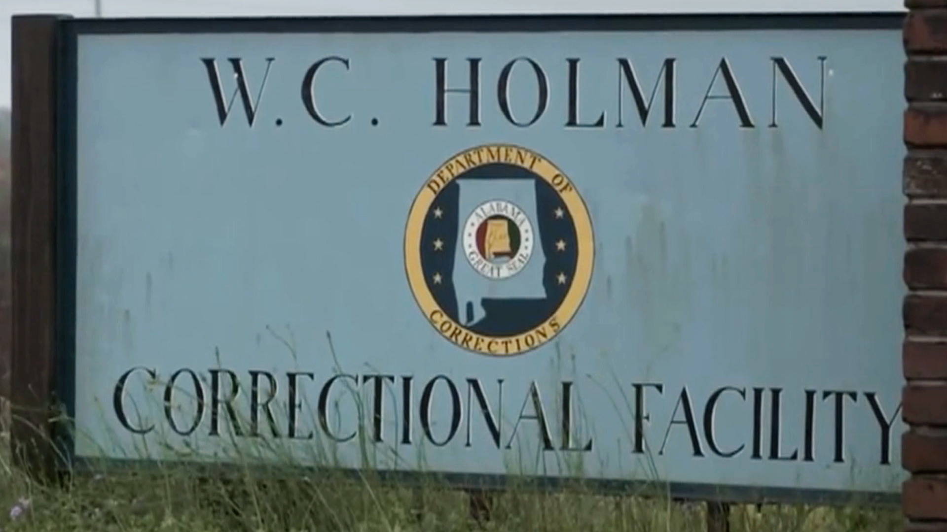 Alabama Guards Stage Work Strike Months After Prisoner Uprising at ...