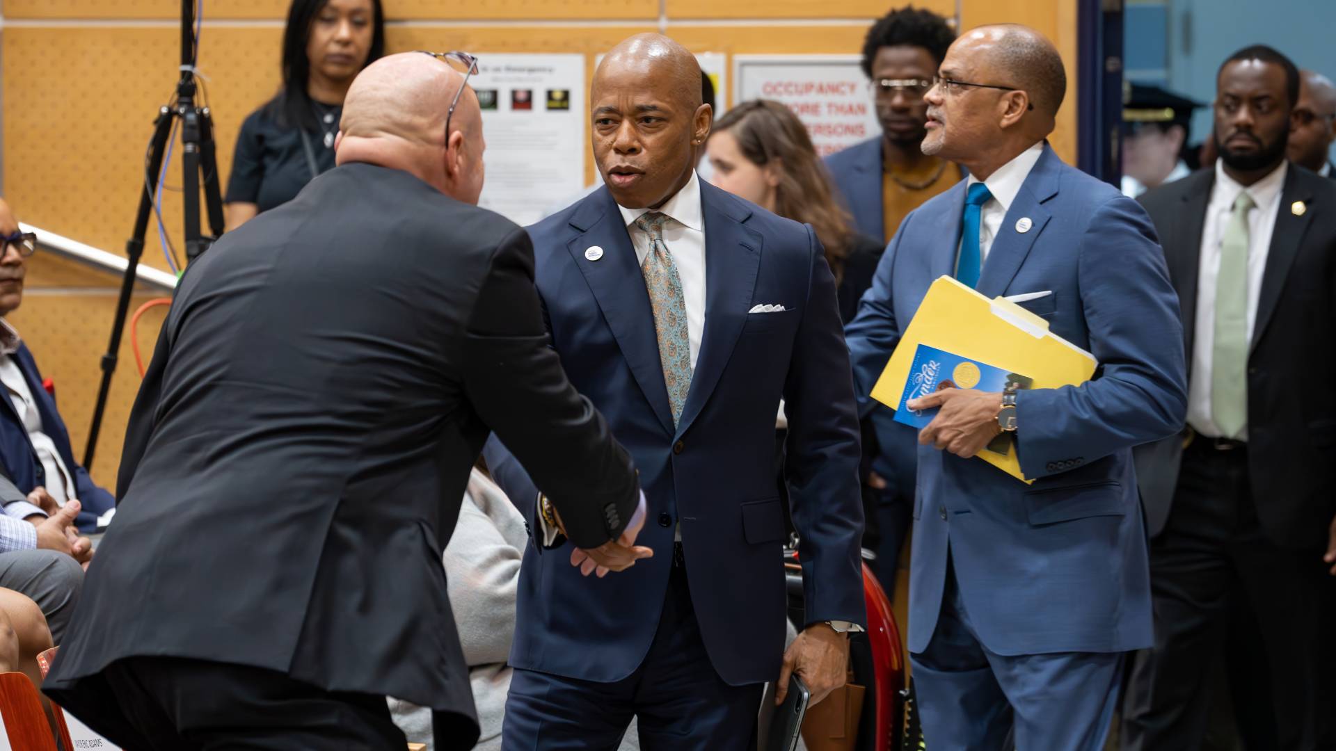 NYC Mayor Eric Adams Indicted as Calls Grow for Him to Resign Amid ...