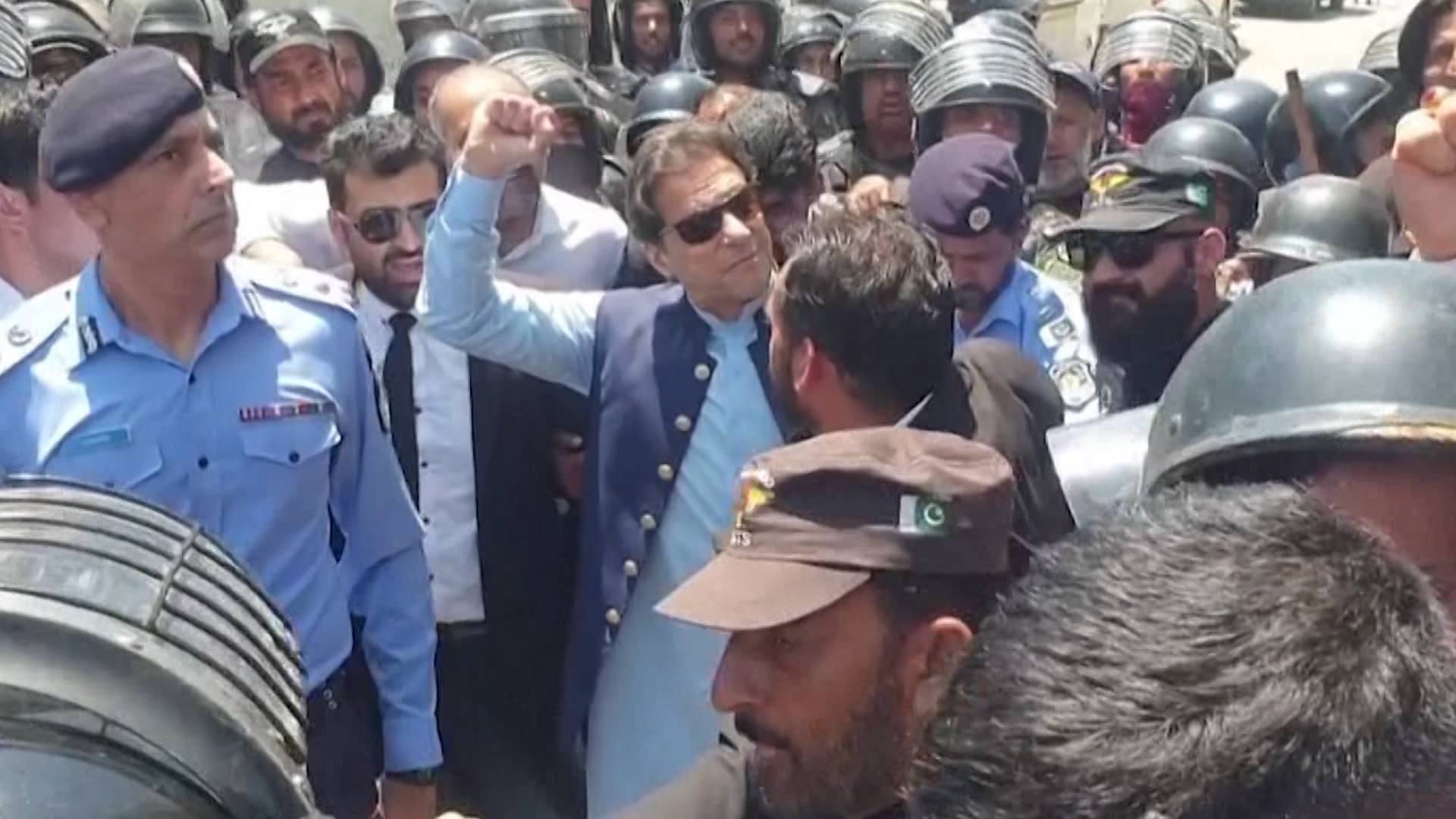 Former Pakistani PM Imran Khan Freed on Bail After Days of Mass ... Former Pakistani PM Imran Khan Freed on Bail After Days of Mass ...
