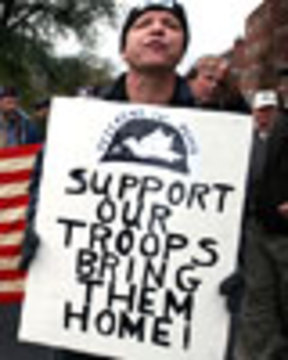 Veterans Return From Iraq Disabled and Homeless | Democracy Now!