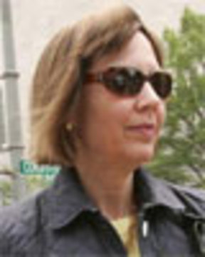 Judith Miller Sent to Jail For Refusing to Name Gvt. Source in Outting ...
