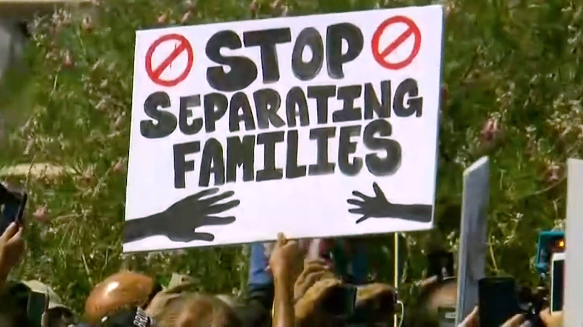 Democratic Lawmakers Join Family Separation Protests at Detention ...